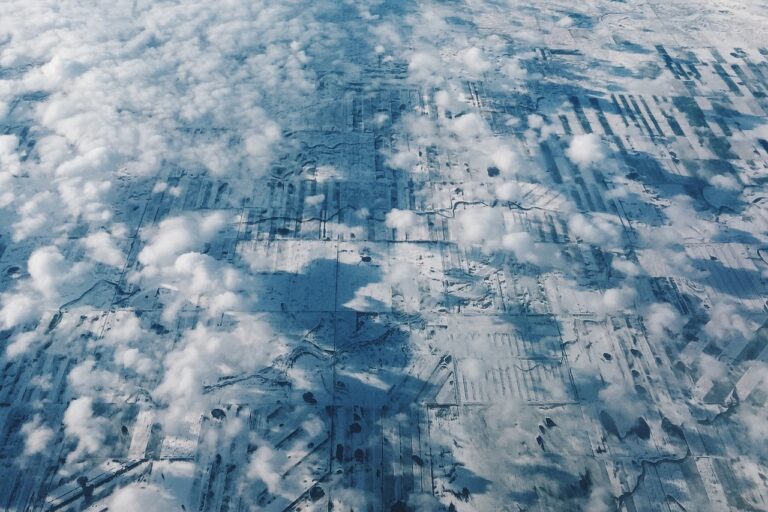 Does Snow Delay Flights Important Information For Travelers In Winter